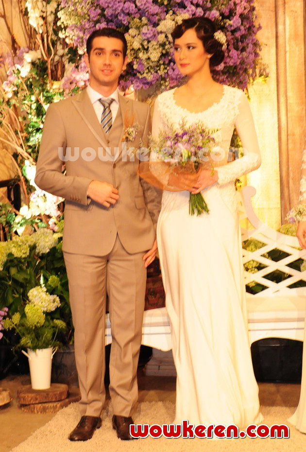 Foto Pernikahan Fachri Albar Dan Renata Kusmanto Foto 2