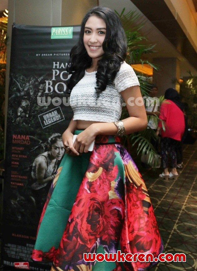 Foto Icha Anisa di Gala Premier Film 'Hantu Pohon Boneka' - Foto 2 dari 36 Foto Icha Anisa di Gala Premier Film 'Hantu Pohon Boneka' - Foto 2 dari 36