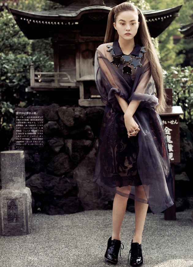 Foto Devon Aoki Photoshoot - Foto 2 dari 18