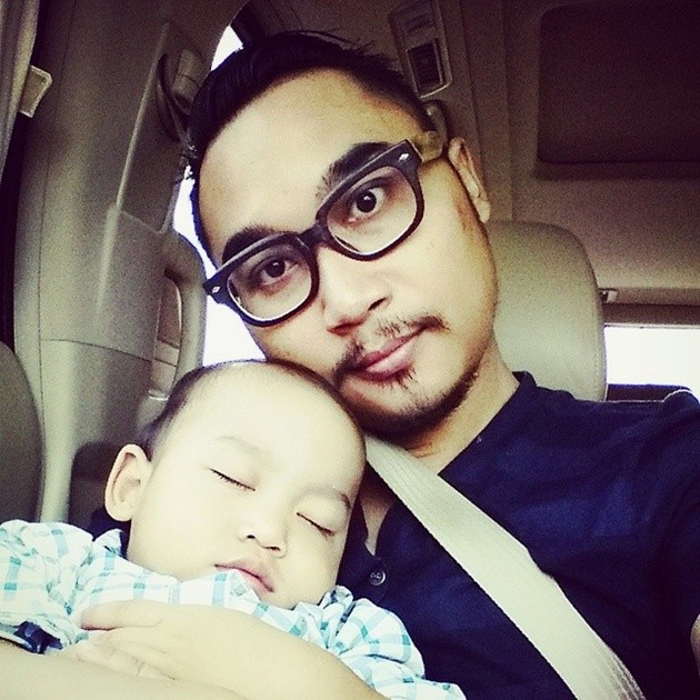 Gambar Foto Adhitia Sofyan Sudah Menulis Lagu Sejak 1999 - Foto 2 dari 10