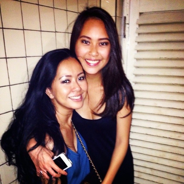 Gambar Foto Maya Hasan Bersama Putrinya - Foto 2 dari 4