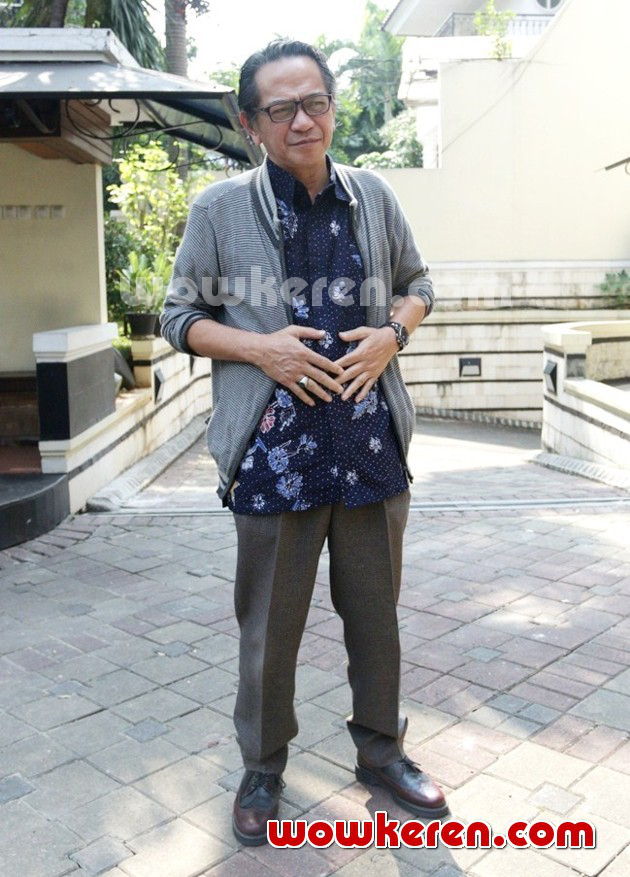 Gambar Foto Ray Sahetapy di Jumpa Pers Film 'Haji Backpacker' - Foto 2 ...