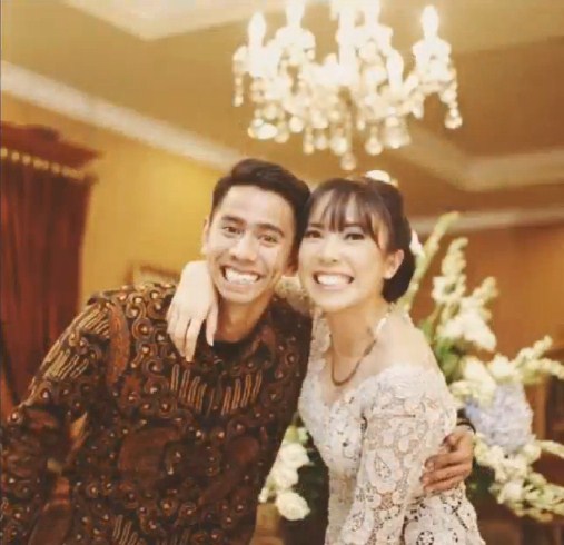 Fitri Tropica: Berita, Foto, Video, Lirik Lagu, Profil & Bio | Halaman ...