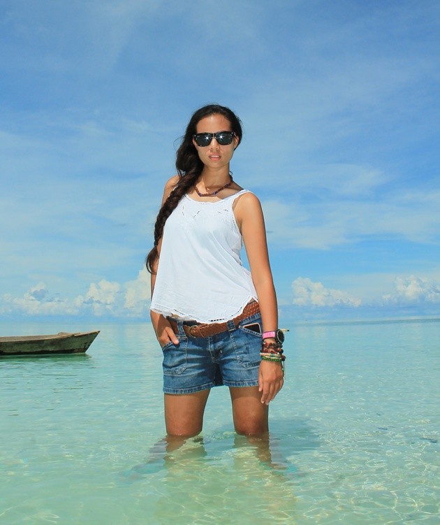 Foto Fiona Callaghan Red Carpet, Liburan, Keluarga dan Pasangan, Sosmed ...