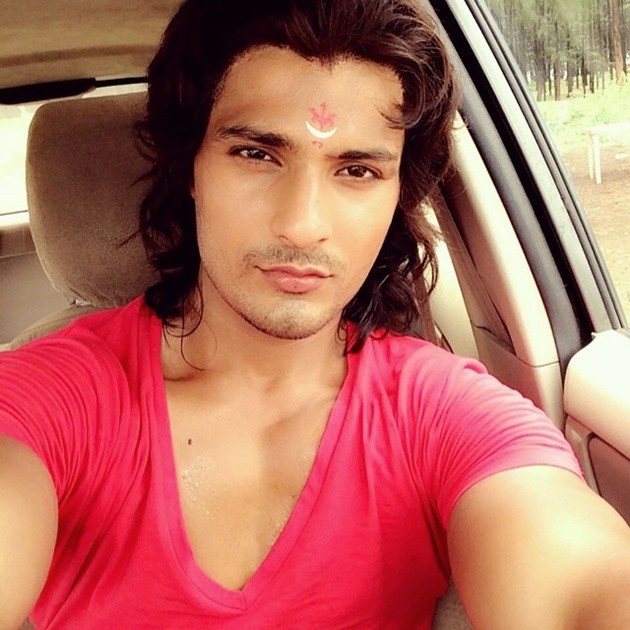 Foto Vin Rana Populer Sejak Memerankan Nakula di Serial 'Mahabharata ...