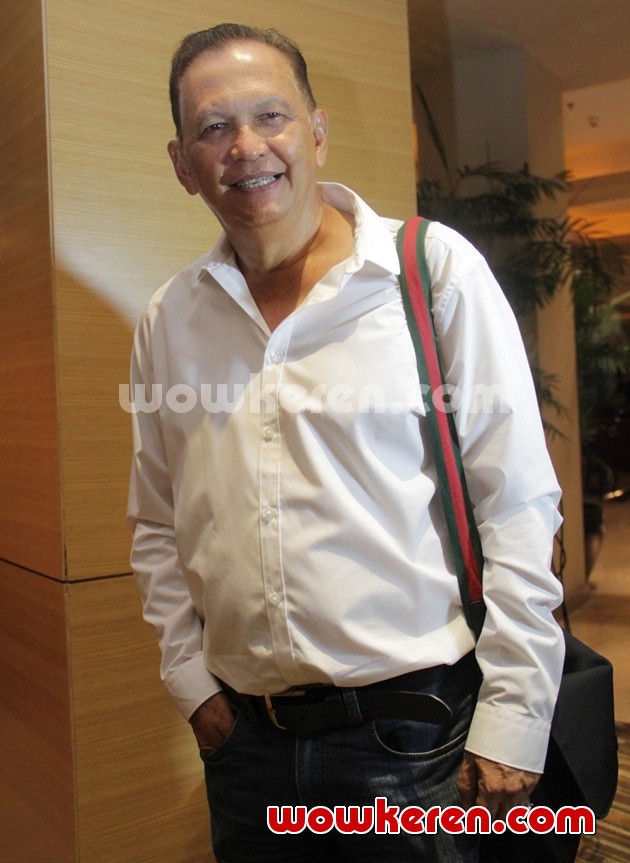 Gambar Foto Miqdad Addausy dan Zhi Alatas Hadiri Gala Premier 'Salah ...