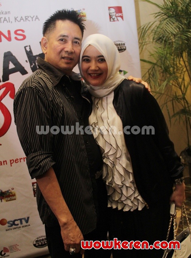 Gambar Foto Miqdad Addausy dan Zhi Alatas Hadiri Gala Premier 'Salah ...