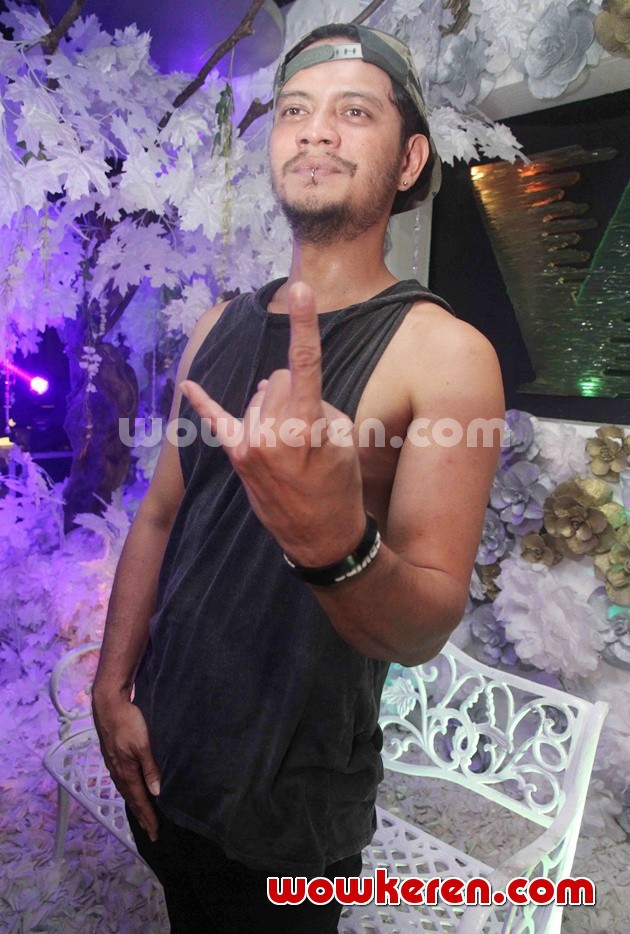 Foto Eno Bergabung dengan Band Netral Sejak 1999 - Foto 2 dari 8