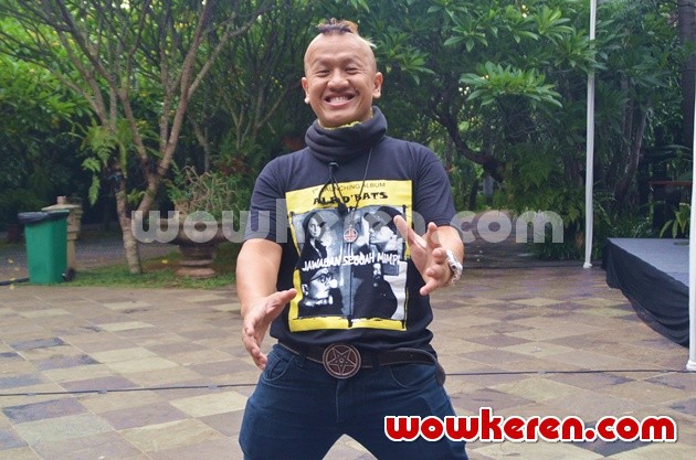 Gambar Foto Sandy Pas Band Ditemui di Peluncuran Album Alf d'Bats ...