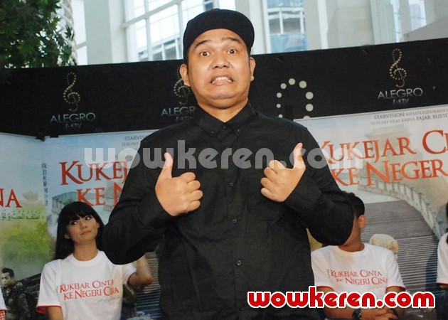 Gambar Foto Sutradara Fajar Bustomi di Gala Premier 'Kukejar Cinta ke ...