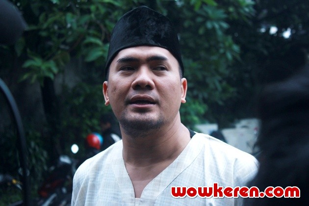 Gambar Foto Saiful Jamil Usai Mengisi Program 'Rumpi' - Foto 2 dari 82