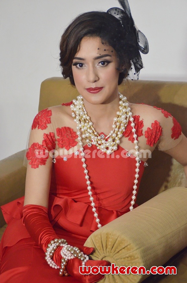 Gambar Foto Fairuz A. Rafiq Syuting Video Klip 'Eeiiss' - Foto 2 dari 61