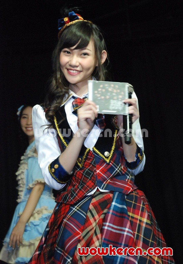 Gambar Foto Andela Yuwono JKT48 di Press Conference Launching Single ke ...