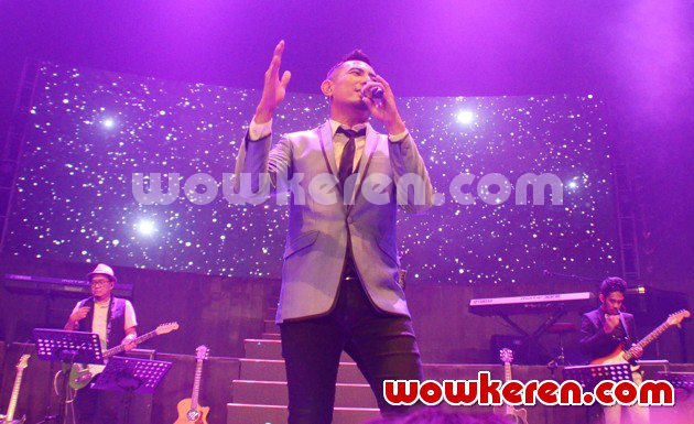 Rio Febrian: Berita, Foto, Video, Lirik Lagu, Profil & Bio | Halaman ...