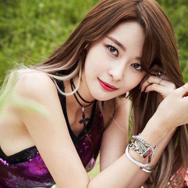 Gambar Foto Nara Hello Venus Photoshoot untuk Mini Album 'I'm Ill ...