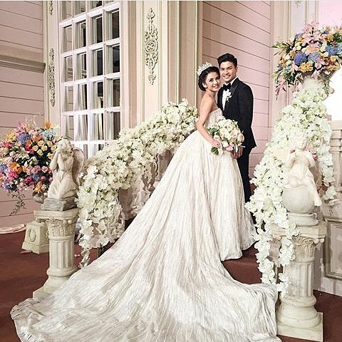 Gambar Foto Resepsi Pernikahan Glenn Alinskie dan Chelsea Olivia - Foto ...