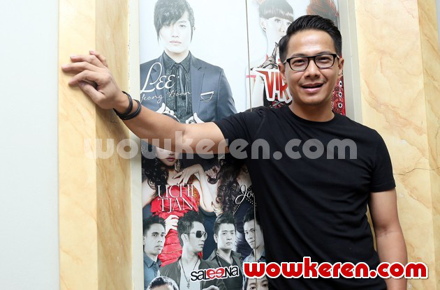 Delon Thamrin: Berita, Foto, Video, Lirik Lagu, Profil & Bio | Halaman ...