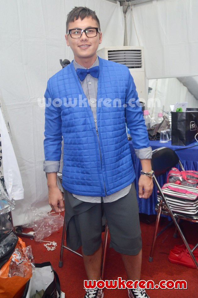 Gambar Foto Andhika Pratama Saat Menjadi Host Acara Musik 'Inbox ...