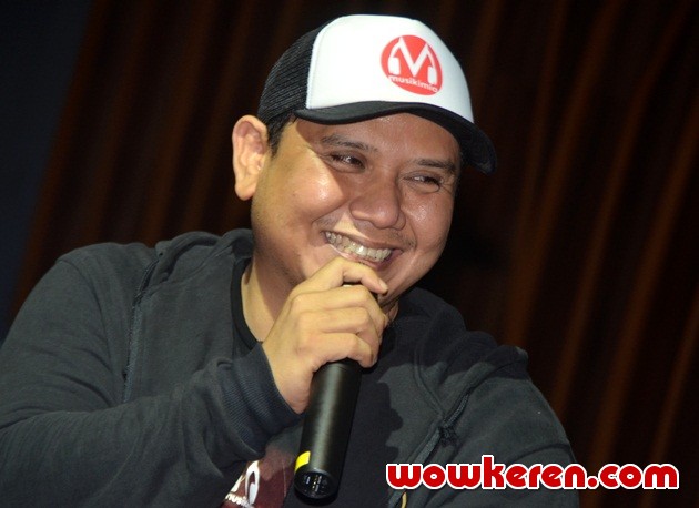 Fadly Padi: Berita, Foto, Video, Lirik Lagu, Profil & Bio | Halaman ... Fadly Padi: Berita, Foto, Video, Lirik Lagu, Profil & Bio | Halaman ...