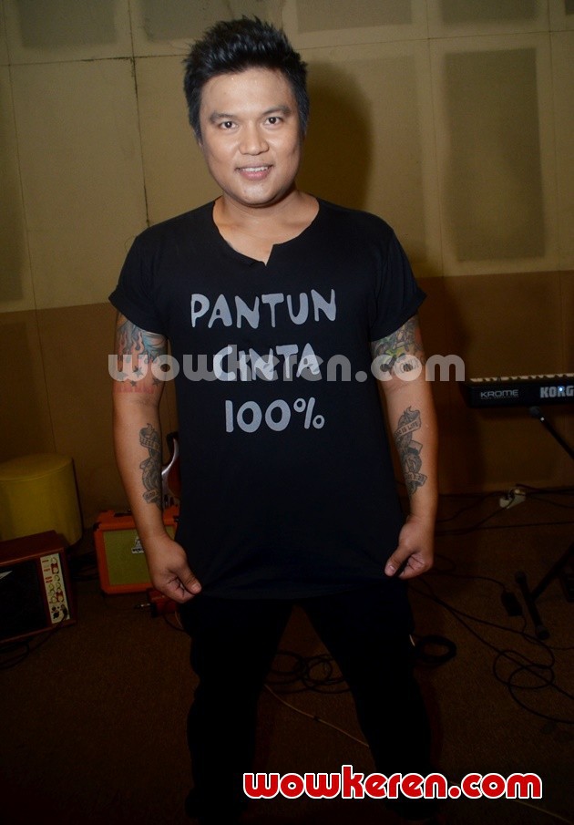 Gambar Foto Billy Syahputra, Mak Vera dan Posan Tobing Ditemui di ...