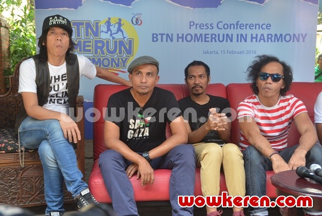 Foto Bimbim Slank Red Carpet, Liburan, Keluarga dan Pasangan, Sosmed ...