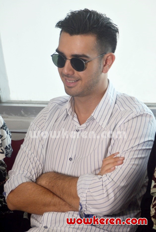 Gambar Foto Fachri Albar Hadiri Talk Show Film 'Pesantren Impian ...