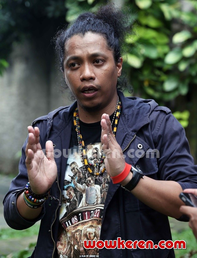 Arie Kriting: Berita, Foto, Video, Lirik Lagu, Profil & Bio | Halaman ...