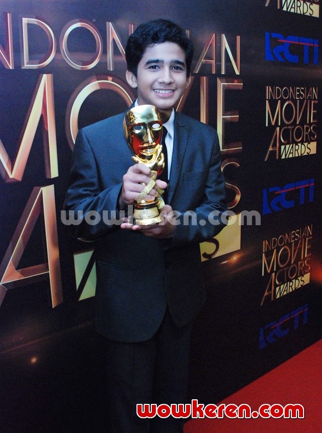 Foto Raihan Khan saat Liburan, Keluarga dan Pasangan, Sosmed dan ...