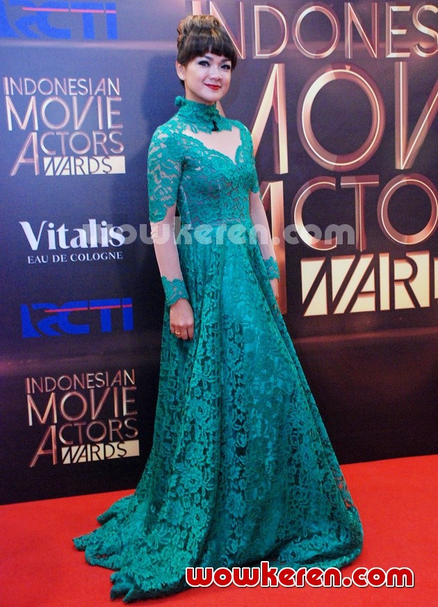 Gambar Foto Nirina Zubir dan Kamidia Radisti Saat Hadir di Acara 'Show ...