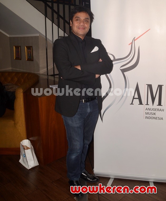 Dwiki Dharmawan: Berita, Foto, Video, Lirik Lagu, Profil & Bio ...