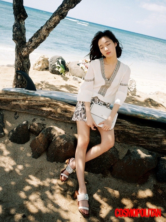 Gambar Foto Kim Go Eun Di Majalah Cosmopolitan Edisi April 2016 Foto 2 Dari 47