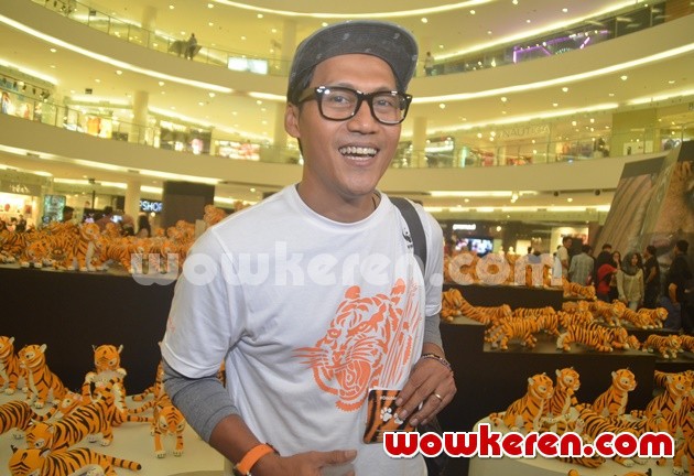 Nugie: Berita, Foto, Video, Lirik Lagu, Profil & Bio | Halaman Utama ...