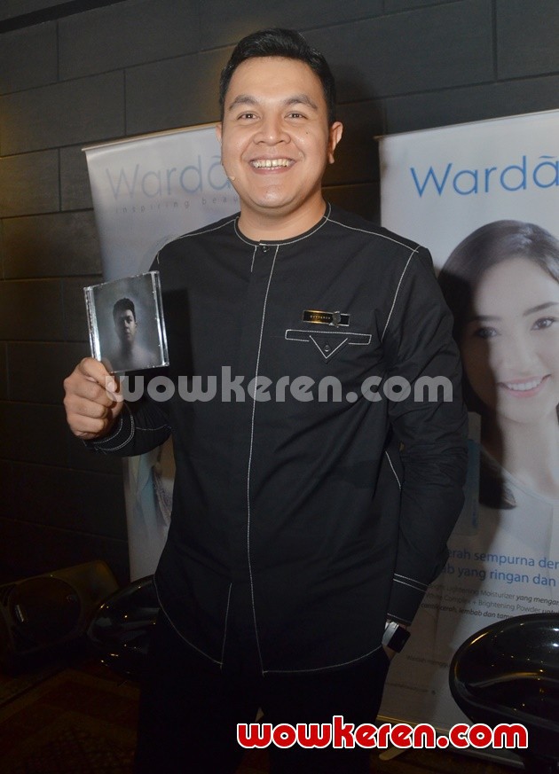 Gambar Foto Tulus Rilis Album 'Monokrom' - Foto 2 dari 87