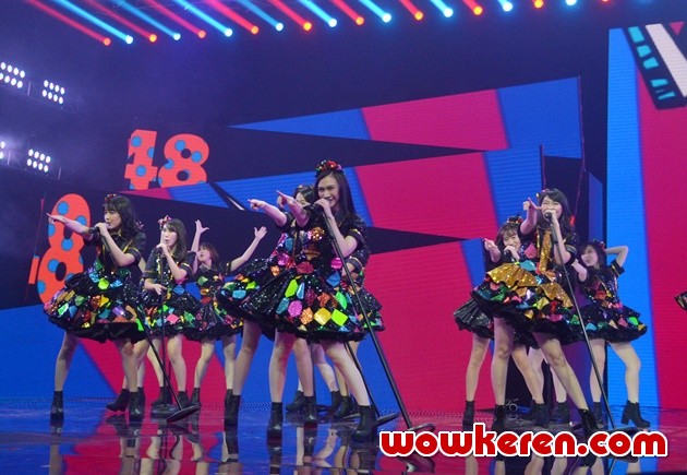 Foto Melody JKT48 Saat Tampil di Indonesia International Motor Show ...