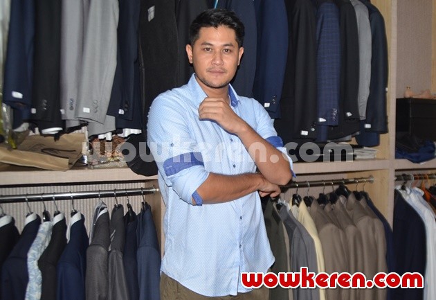 Puadin Redi: Berita, Foto, Video, Lirik Lagu, Profil & Bio | Halaman ...