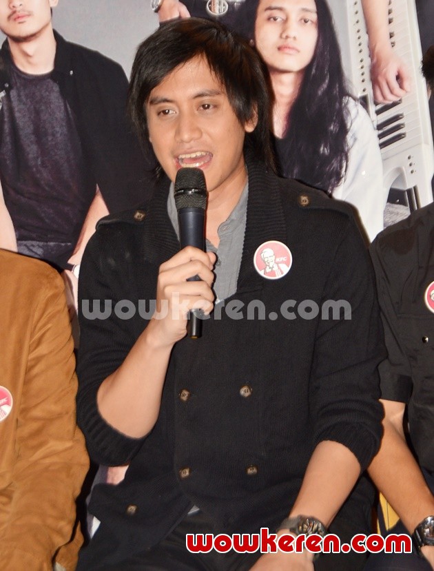 Gambar Foto Elma 'Princess' dan Kevin Aprilio Saat Ditemui di KFC ...