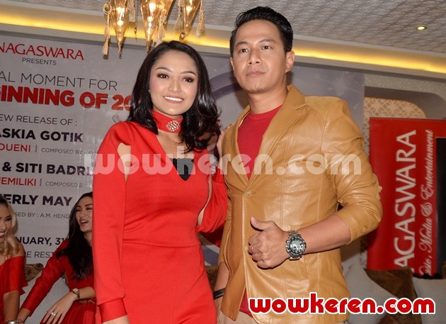 Delon Thamrin: Berita, Foto, Video, Lirik Lagu, Profil & Bio | Halaman ...