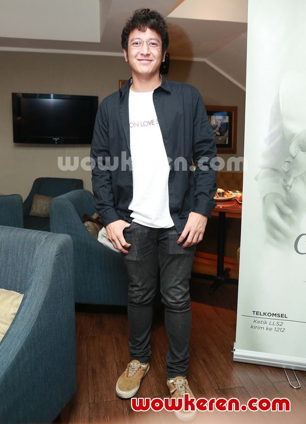 Gambar Foto Gofar Hilman dan Dimas Anggara di Premiere Film 'Aku Cinta ...