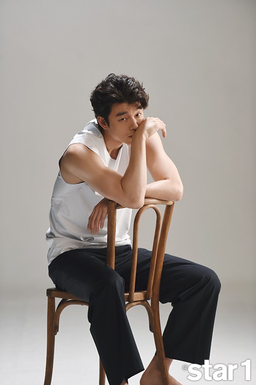 Gambar Foto Gong Yoo di Majalah @Star1 Edisi Juli 2016 - Foto 2 dari 129
