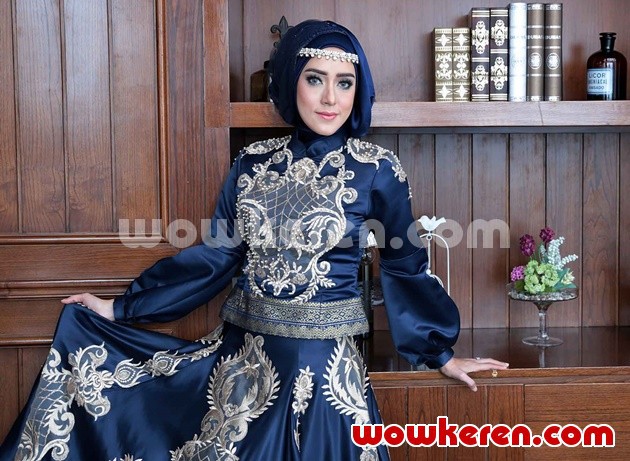 Gambar Foto Cantiknya Fairuz A. Rafiq pada Hari Lamaran - Foto 2 dari 61