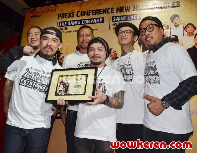 Saint Loco: Berita, Foto, Video, Lirik Lagu, Profil & Bio | Halaman ...