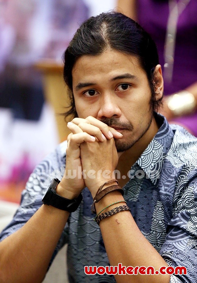 Gambar Foto Chico Jericho di Press Screening Film 'Filosofi Kopi 2: Ben & Jody' - Foto 2 dari 15