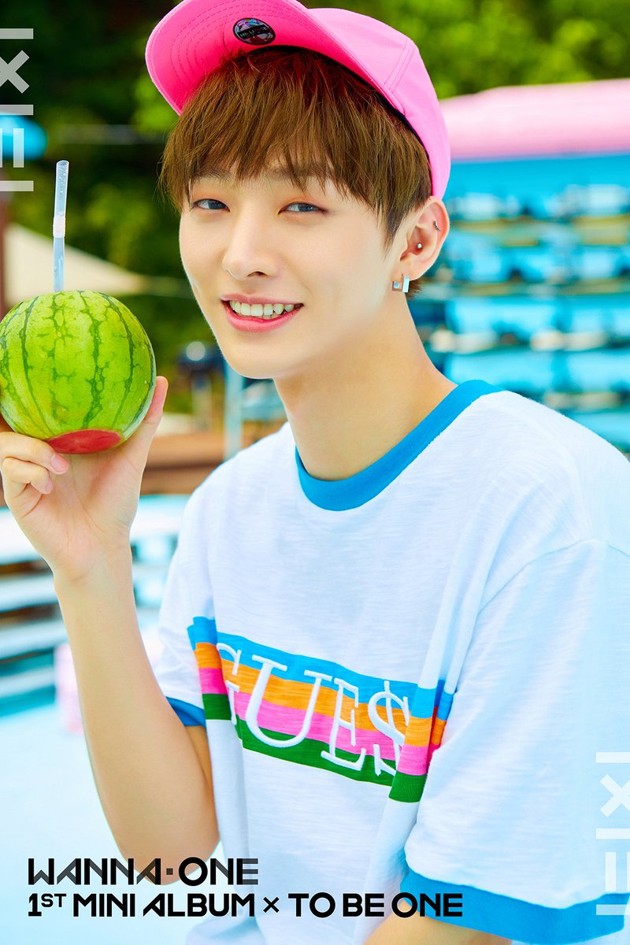 Gambar Foto Yoon Ji Sung Wanna One Di Teaser Mini Album 1x1 1 To Be