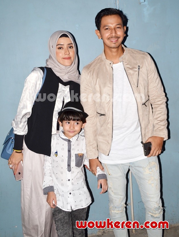 Gambar Foto Fairuz A. Rafiq dan Sonny Septian Ditemui Usai Mengisi ...