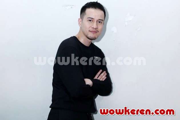 Herjunot Ali: Berita, Foto, Video, Lirik Lagu, Profil & Bio | Halaman ...