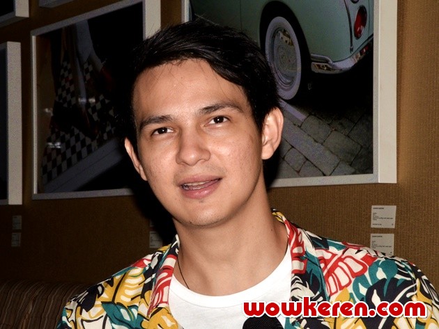 Marcell Darwin: Berita, Foto, Video, Lirik Lagu, Profil & Bio | Halaman ...