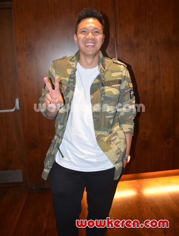 Gambar Foto Reza Nangin di Konferensi Pers Bulan Ramadhan Trans7 - Foto ...