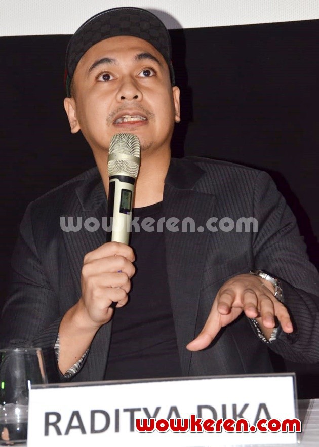 Raditya Dika: Berita, Foto, Video, Lirik Lagu, Profil & Bio | Halaman ...