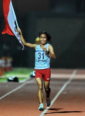 Triyaningsih Persembahkan Tiga Emas untuk Indonesia