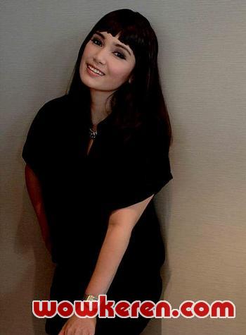 Feby Febiola Selalu Utamakan Penampilannya